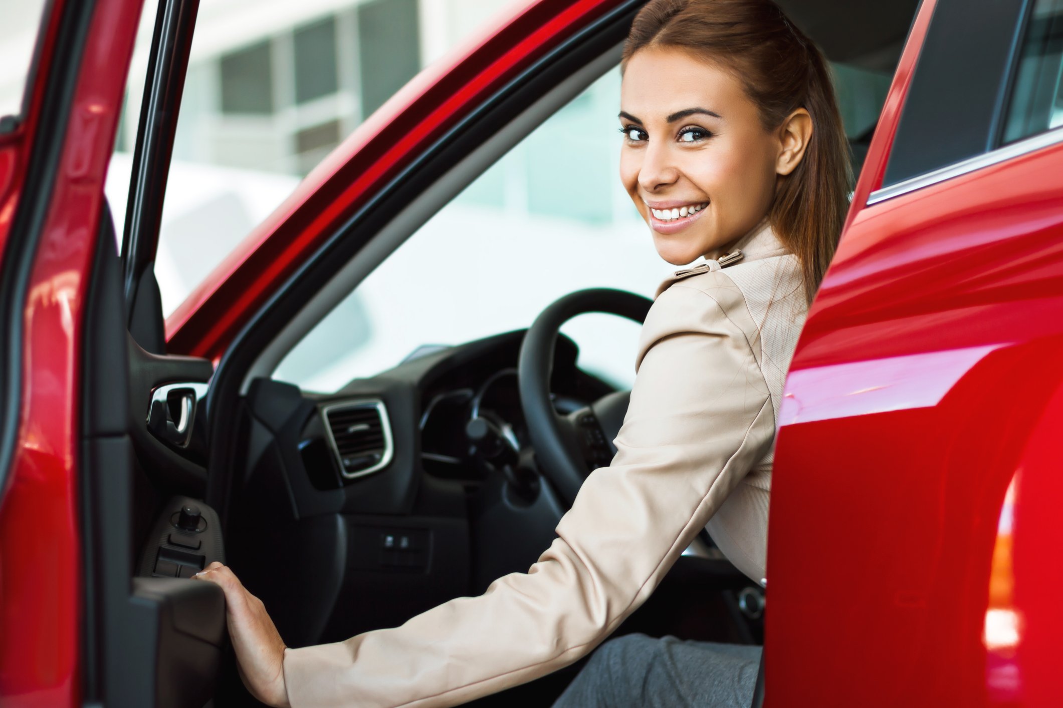 Marketing vs Advertising to Women Car Buyers and Owners - AutoInc.