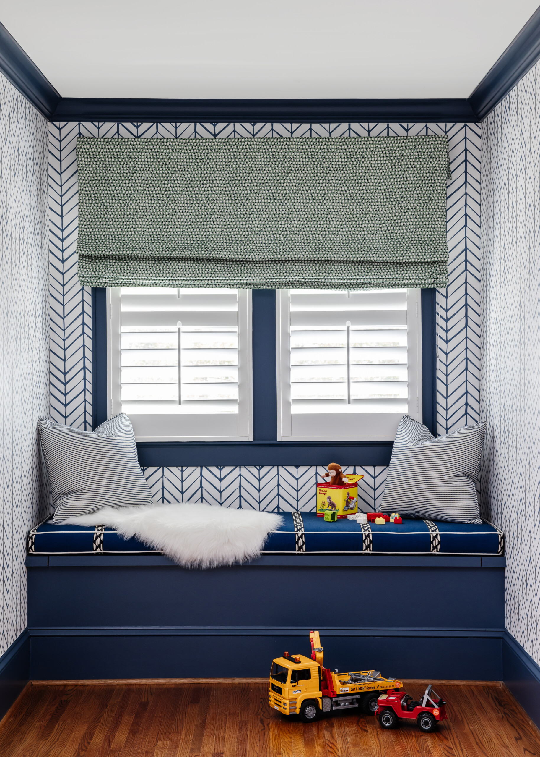 ROOM WE LOVE: A Fun and Functional Boy's Bedroom - Charlotte Parent