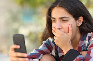 The Pros and Cons of Anonymous Social Media - Charlotte Parent