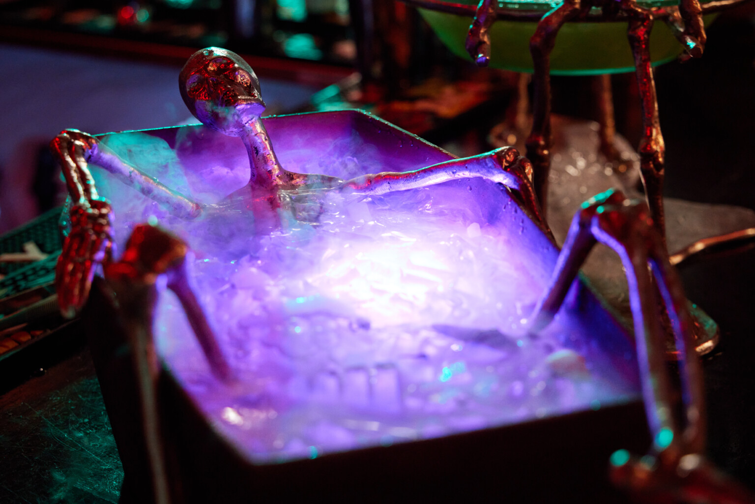 This Spooky Season Enjoy Some Terrifyingly Tasty Halloween Cocktails ...