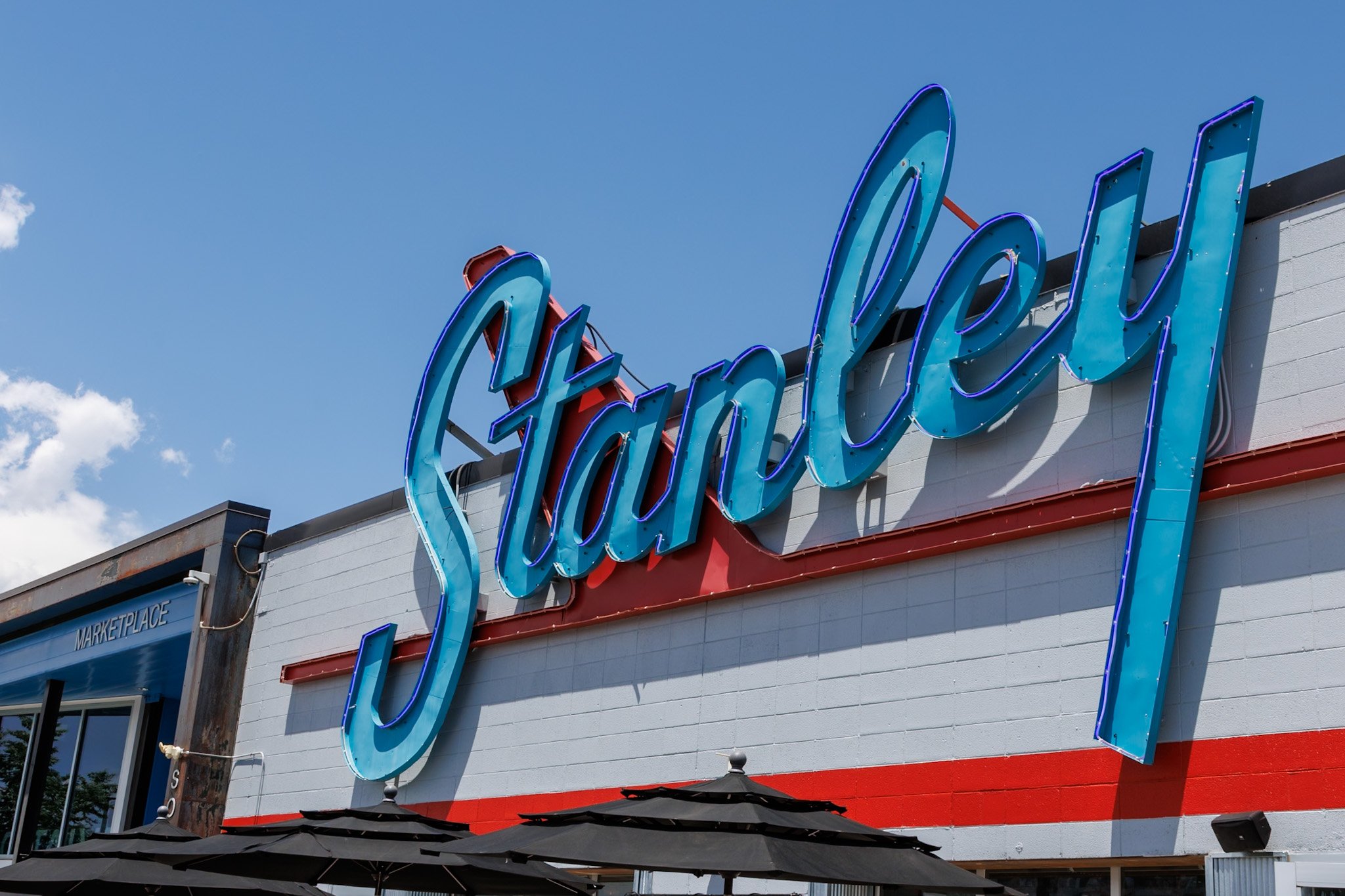 Colorado Expression Magazine - The Best of Colorado Living