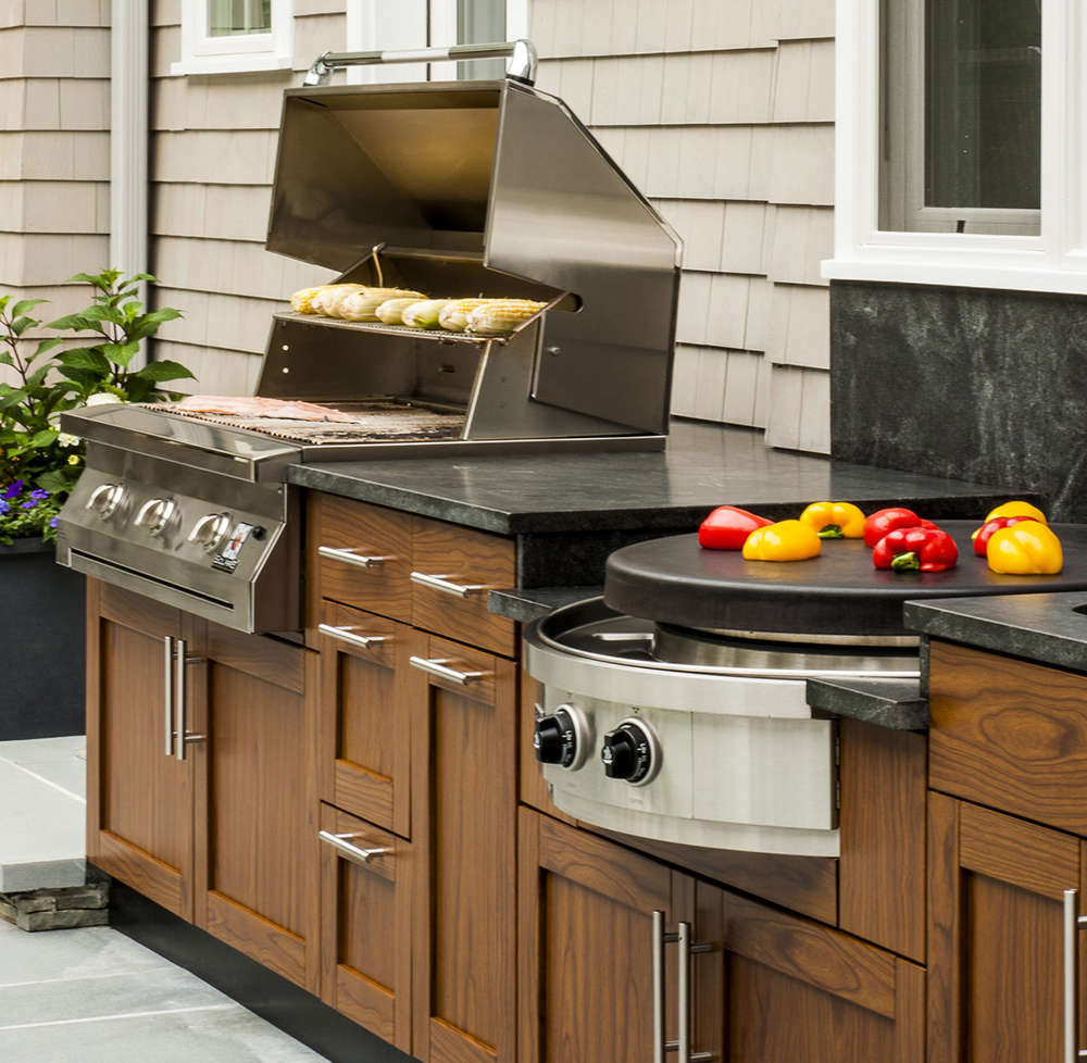 Elevate Your Outdoor Kitchen to True Luxury Status - Colorado Homes ...
