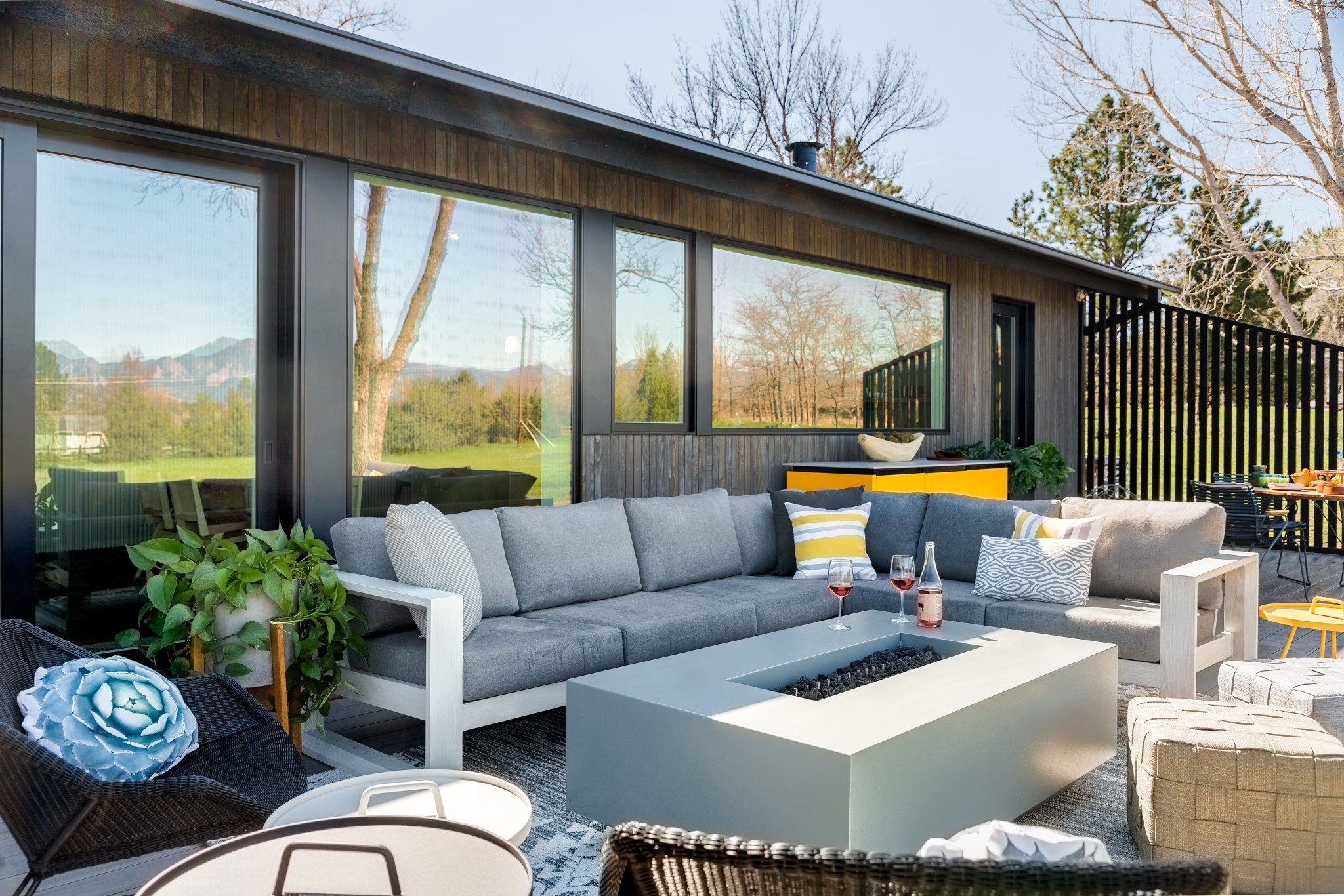 Outdoor Room Trends for 2022 - Colorado Homes & Lifestyles