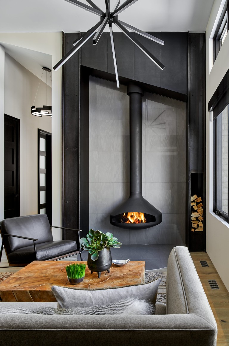 Tour 11 of Our Favorite Residential Fireplaces - Colorado Homes ...