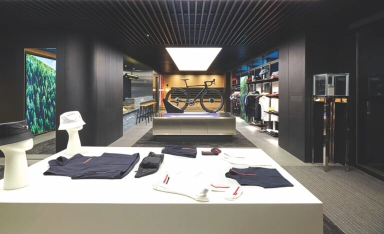 Signature Bathroom Design with a "Wow" Factor - Colorado Homes & Lifestyles