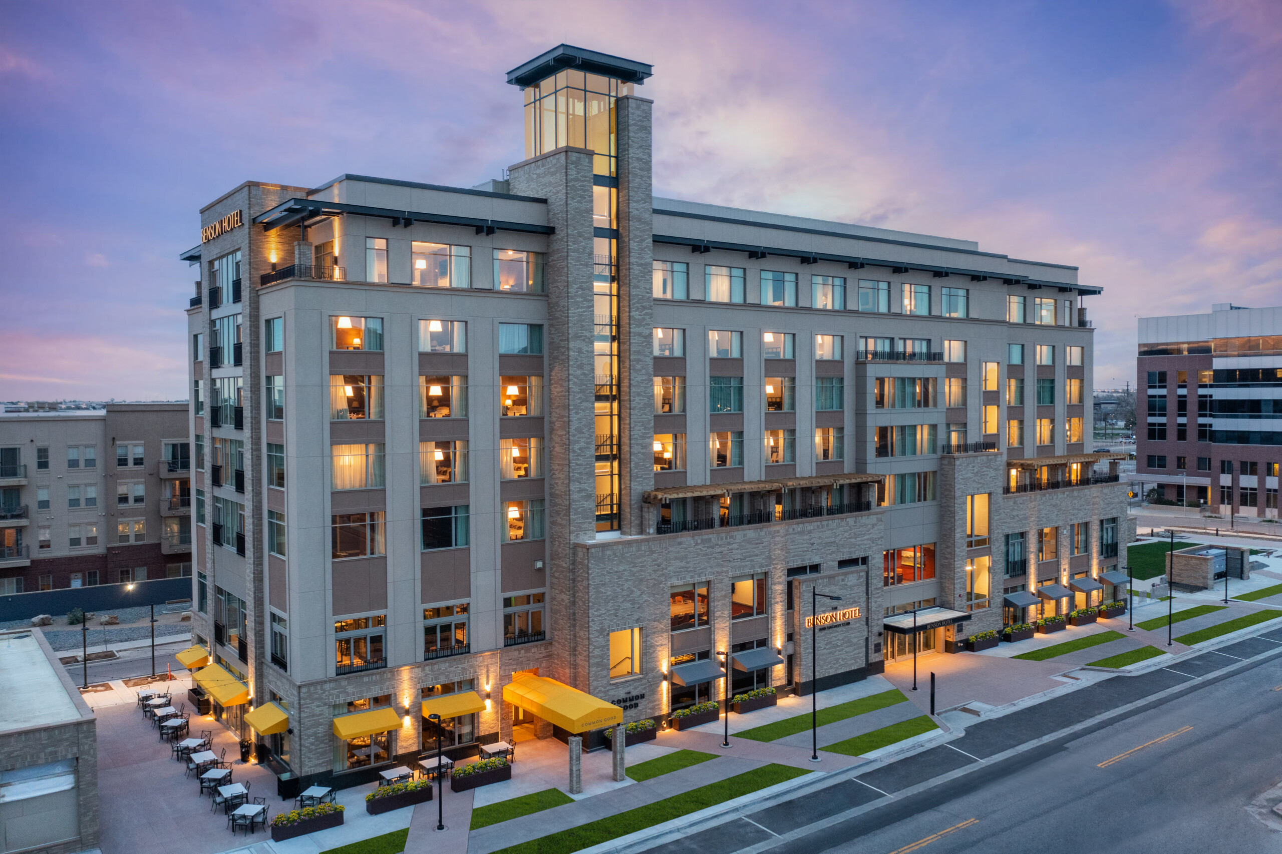 New Boutique Hotel Salutes the Spirit of the West - Colorado Homes ...