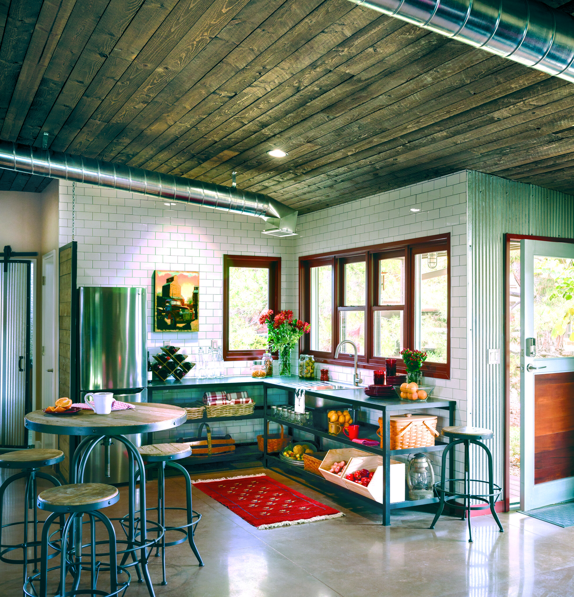A Barn Turned Home in the South of Denver Makes for a Functional Twist ...