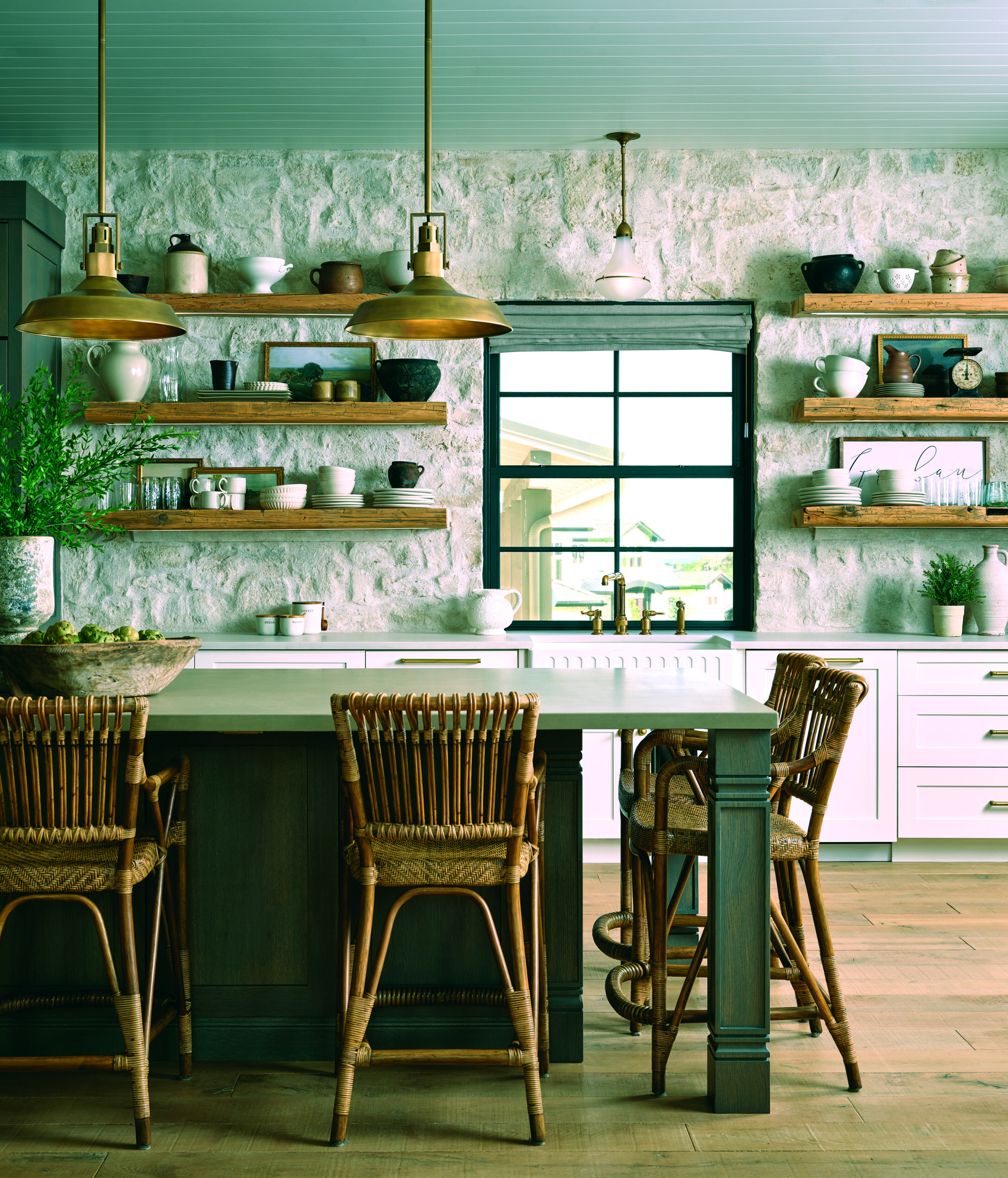 This Morrison Home Mixes Old and New to Create an Authentic Touch ...