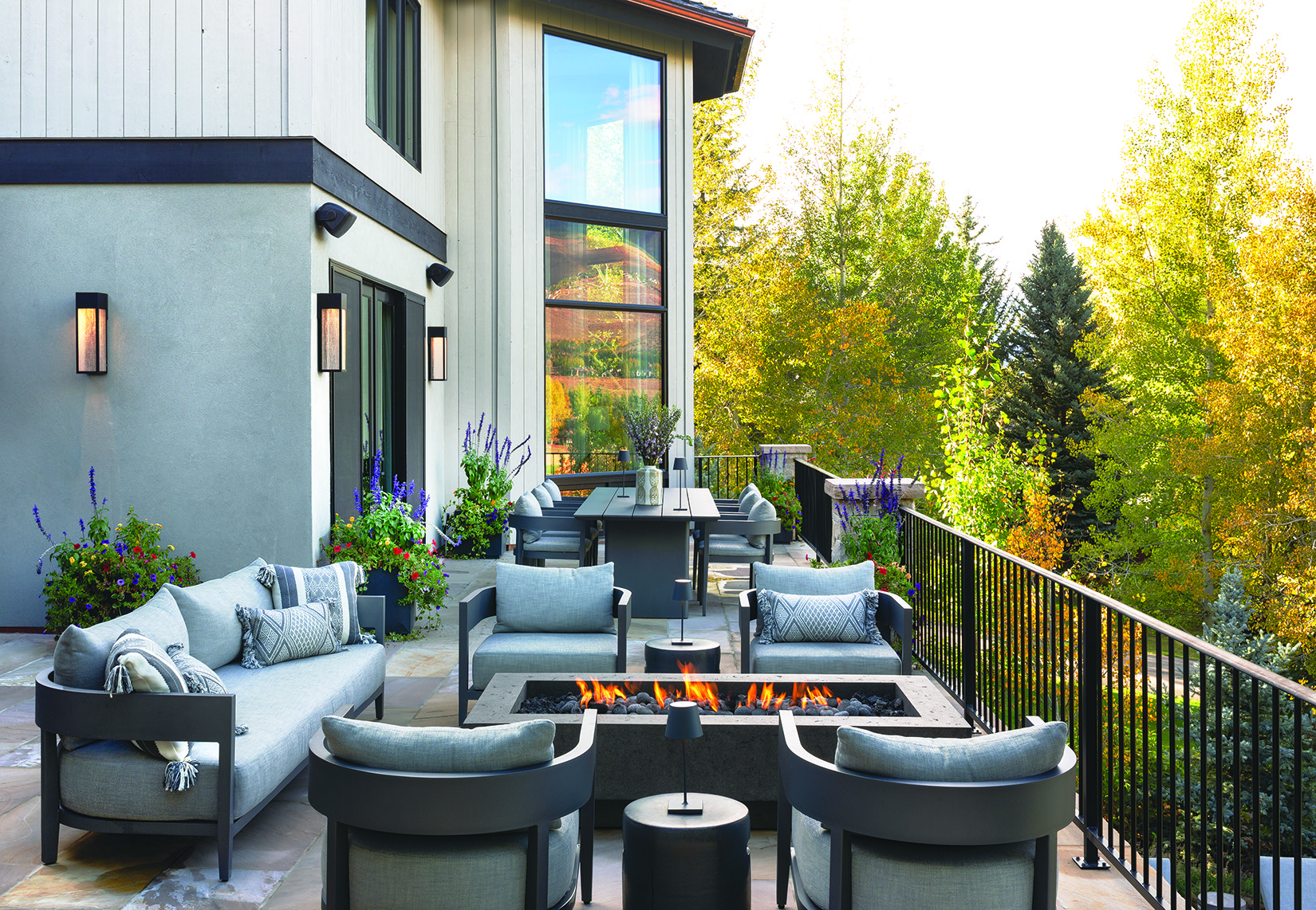 An 8,300-Square-Foot Hillside Dream Comes to Life - Colorado Homes ...