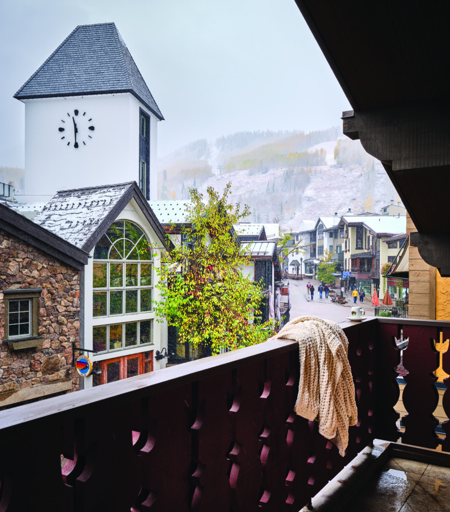 A Vail Condo Exudes a Warm and Cozy Feel After a Modern Mountain ...