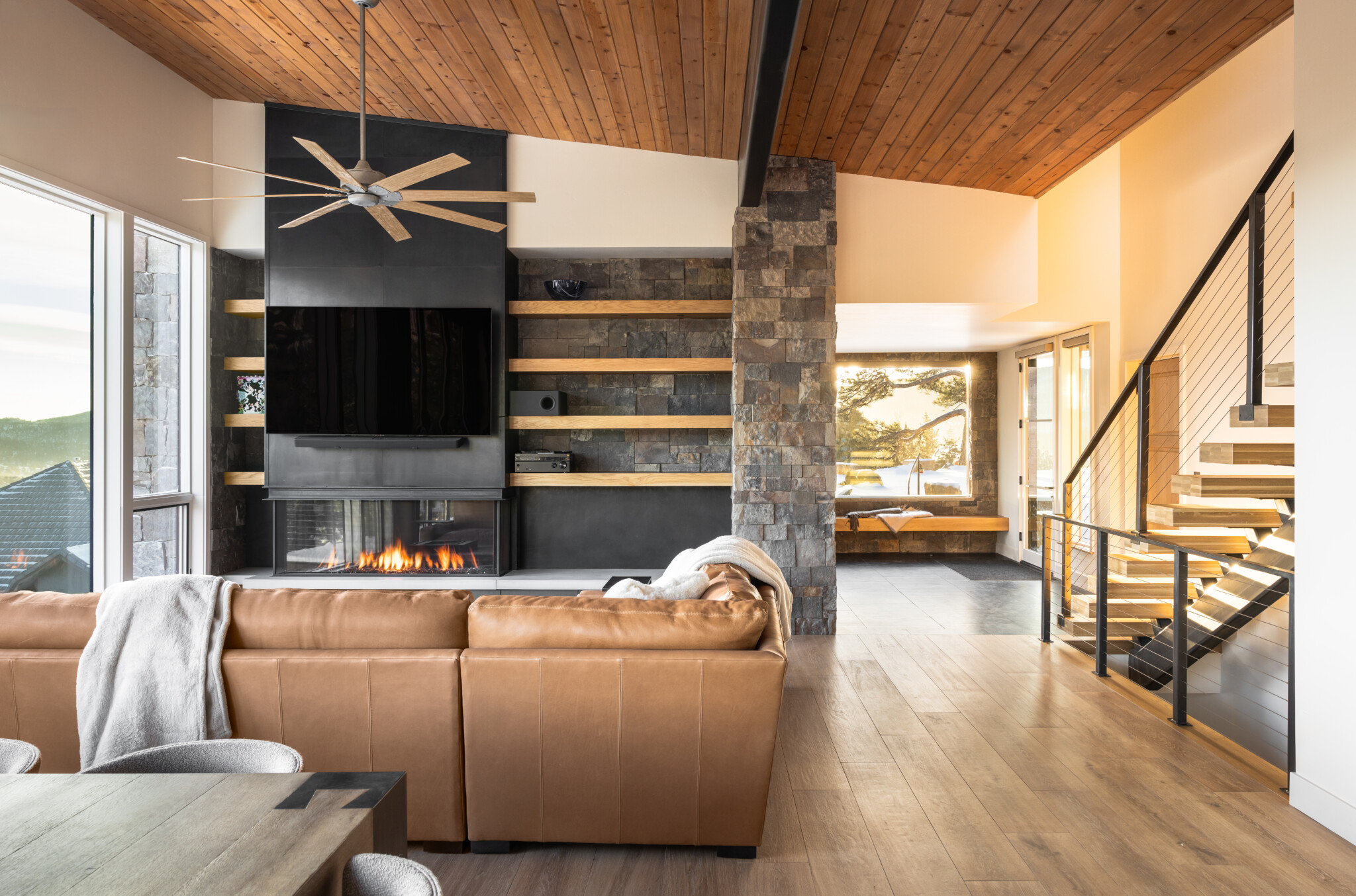 Take a Look Inside a Breathtaking Home in Estes Park - Colorado Homes ...