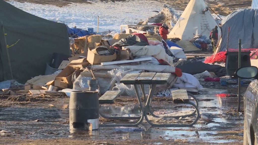 Garbage, Human Waste at DAPL Camps Main Concerns of Polluting Missouri ...