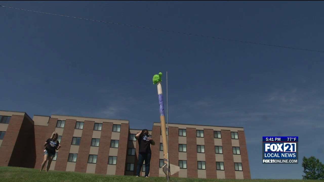 Middle School Students Launch Rockets in the Name of Science - Fox21Online