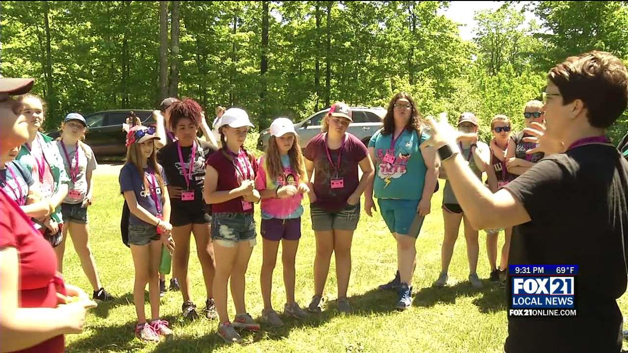 Pre-Teens and Teenage Girls Learn to Become Rescue Divas - Fox21Online