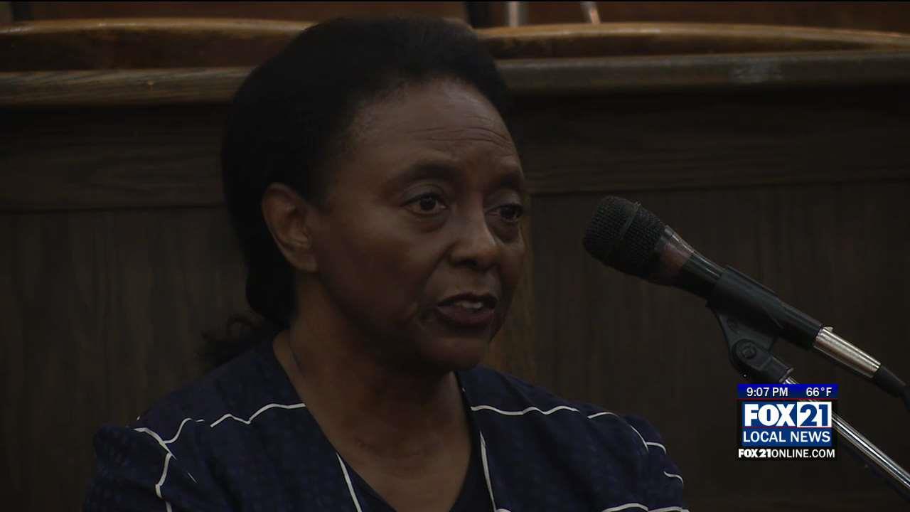 Former Minnesota Judge Leads Discussion in Duluth - Fox21Online