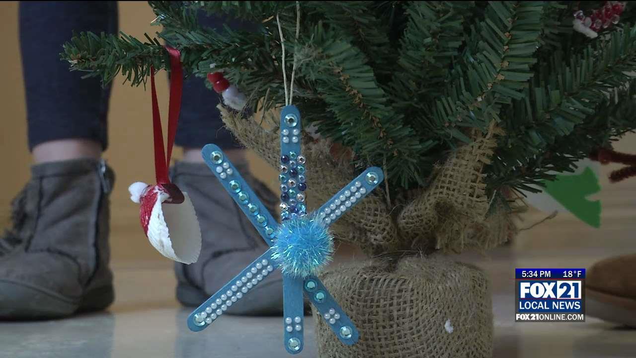 Giving Tree Program Helping to Brighten the Holidays - Fox21Online