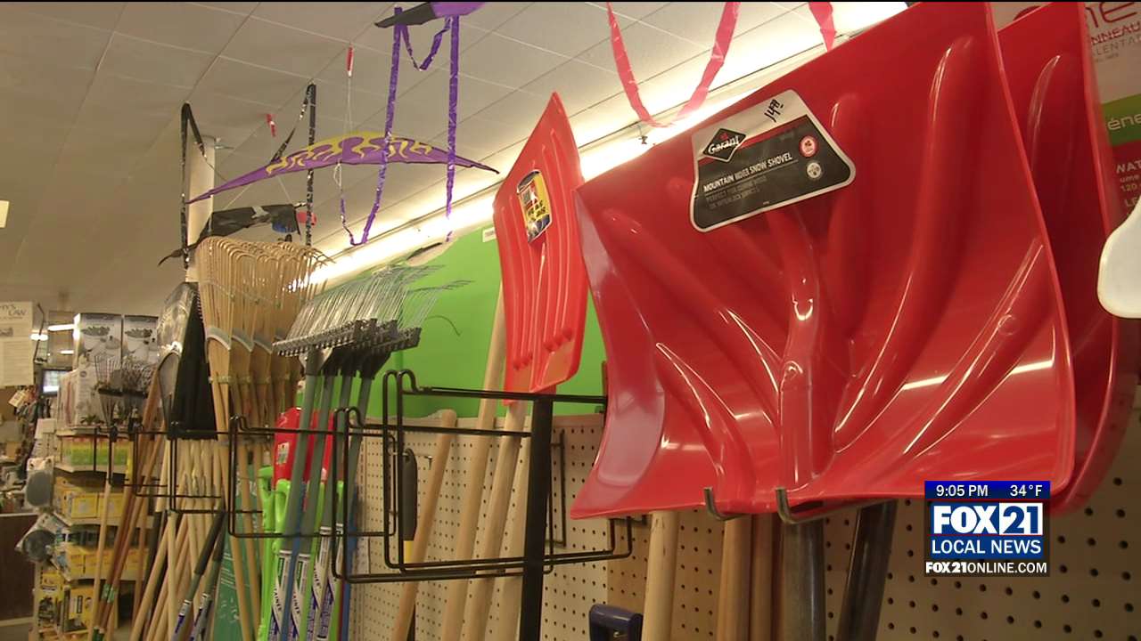 Hardware Stores Slim On Winter Items Ahead of April Snowstorm - Fox21Online