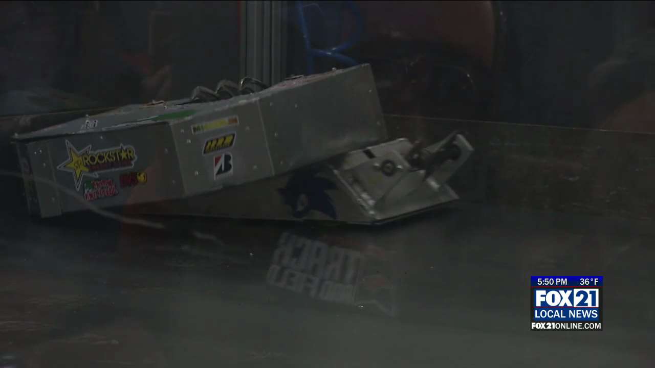 Students Battle It Out At Lake Superior College's 16th Annual Robot War ...