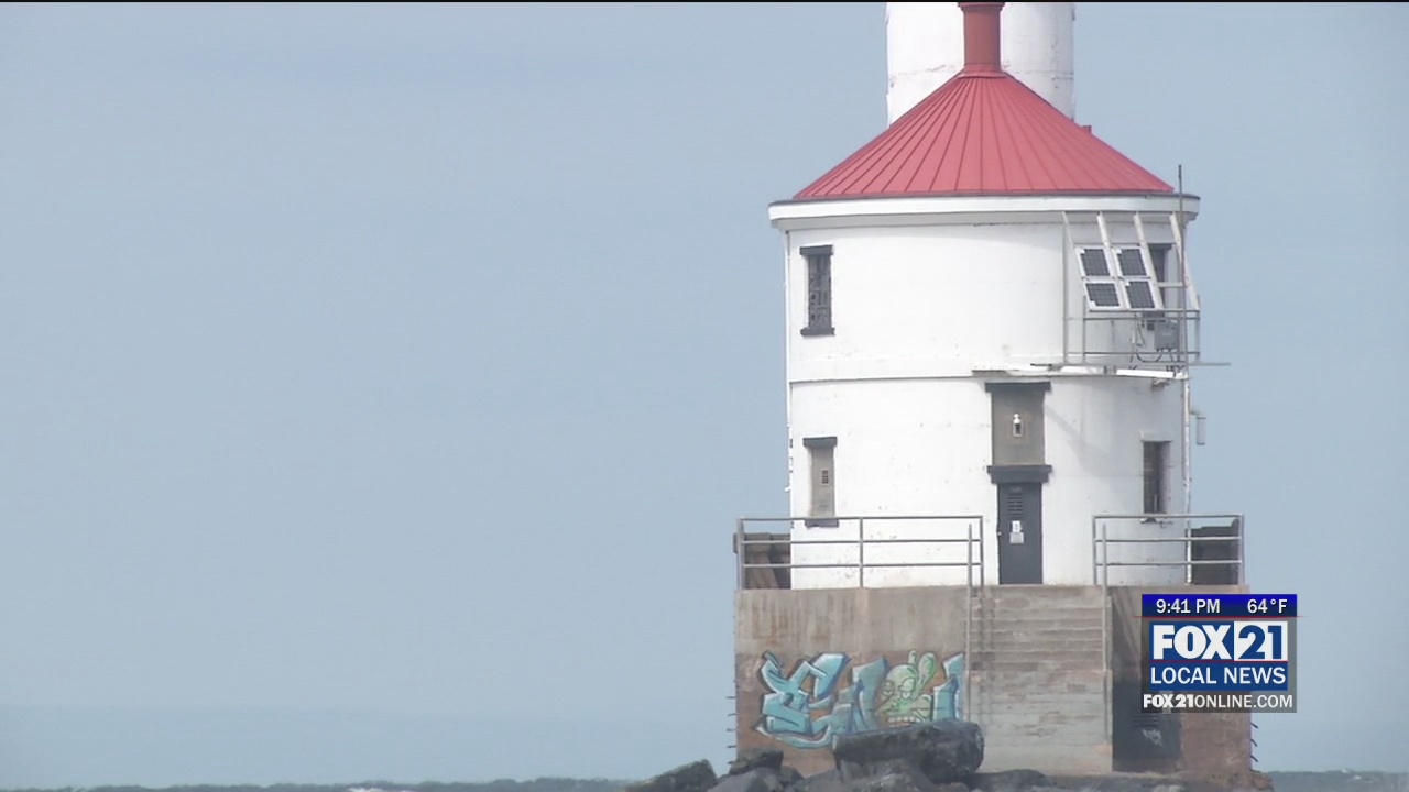 Superior Entry Lighthouse Up for Auction - Fox21Online