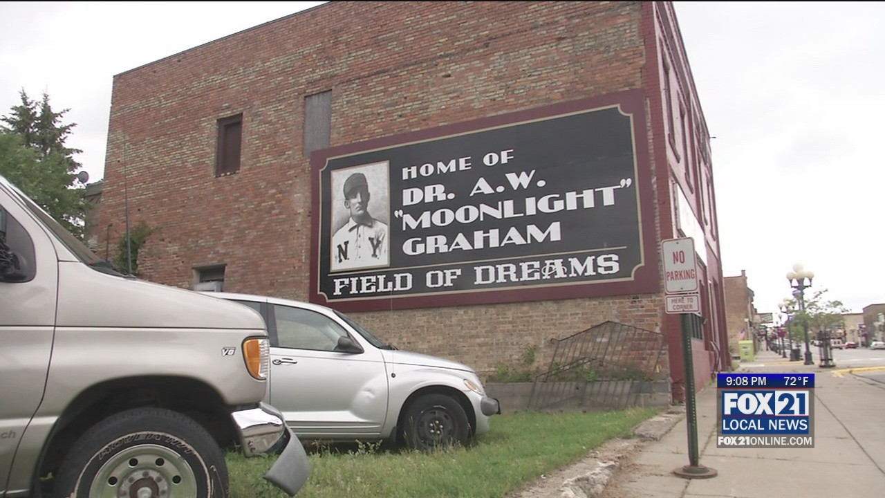 Doc "Moonlight" Graham Festival - Fox21Online