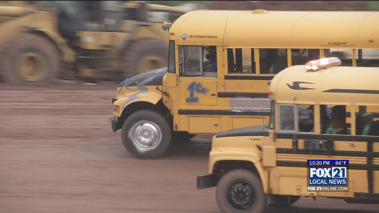 Celebrities In School Buses Tear Up Proctor Speedway - Fox21Online