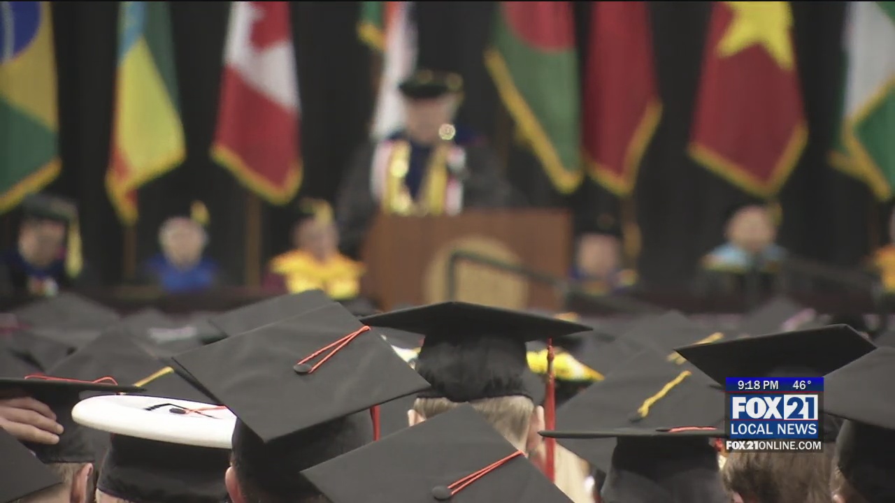 2022 UMD Bulldogs In-Person Commencement Ceremony - Fox21Online