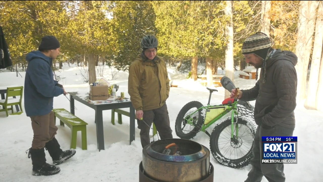 Cedar Coffee Company Brings Locals In On Cold Winter Days - Fox21Online