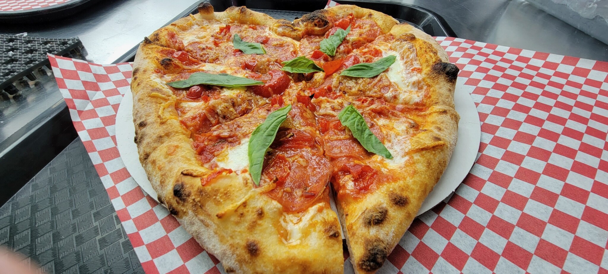 Local Pizzeria Offers Heart Shaped Pizza For Valentine's Day - Fox21Online