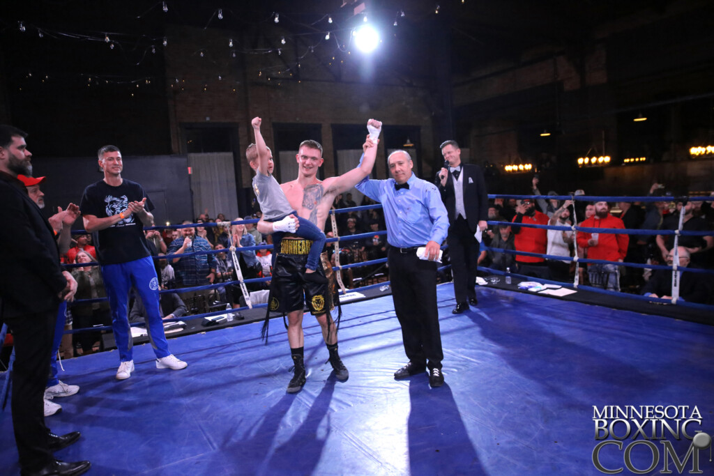 Danny 'Lionheart' Huffman Takes TKO Victory At Duluth Pro Boxing Event ...