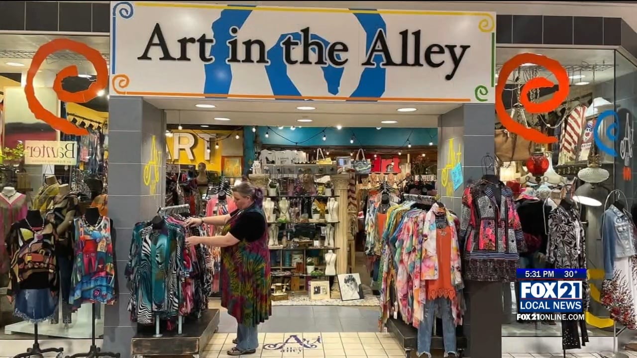 Locally Owned Art in the Alley Store Carries On Despite Mall Store ...