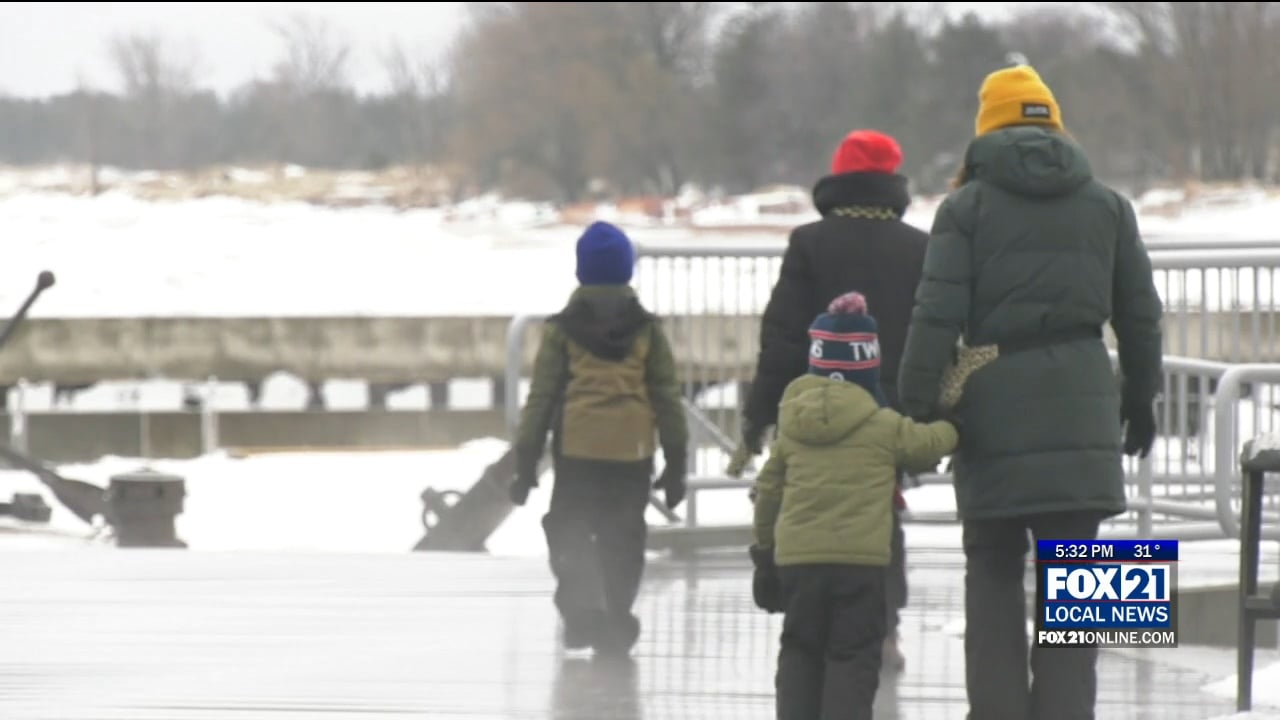 Family Visits Duluth For Spring Break Amidst Snowstorm - Fox21Online