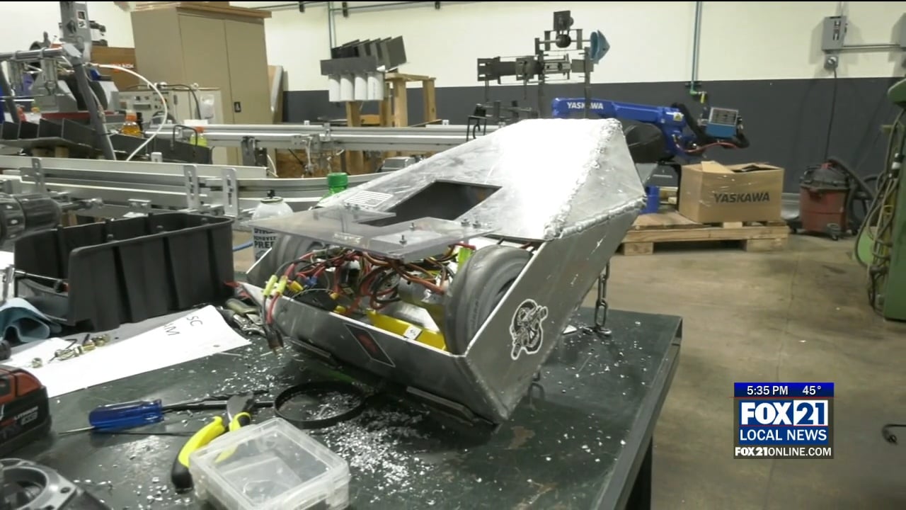 Lake Superior College Hosts Robot Wars - Fox21Online