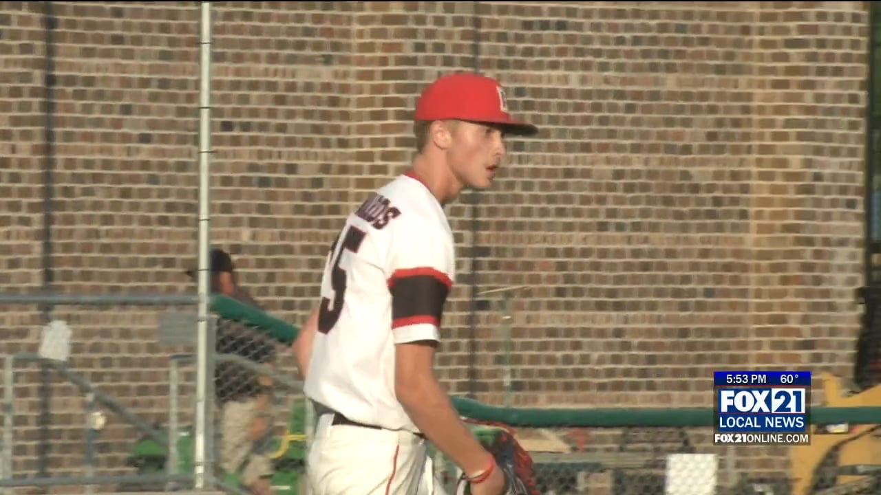 Former Greyhounds Pitcher Caden Edwards Transfers to Minnesota ...