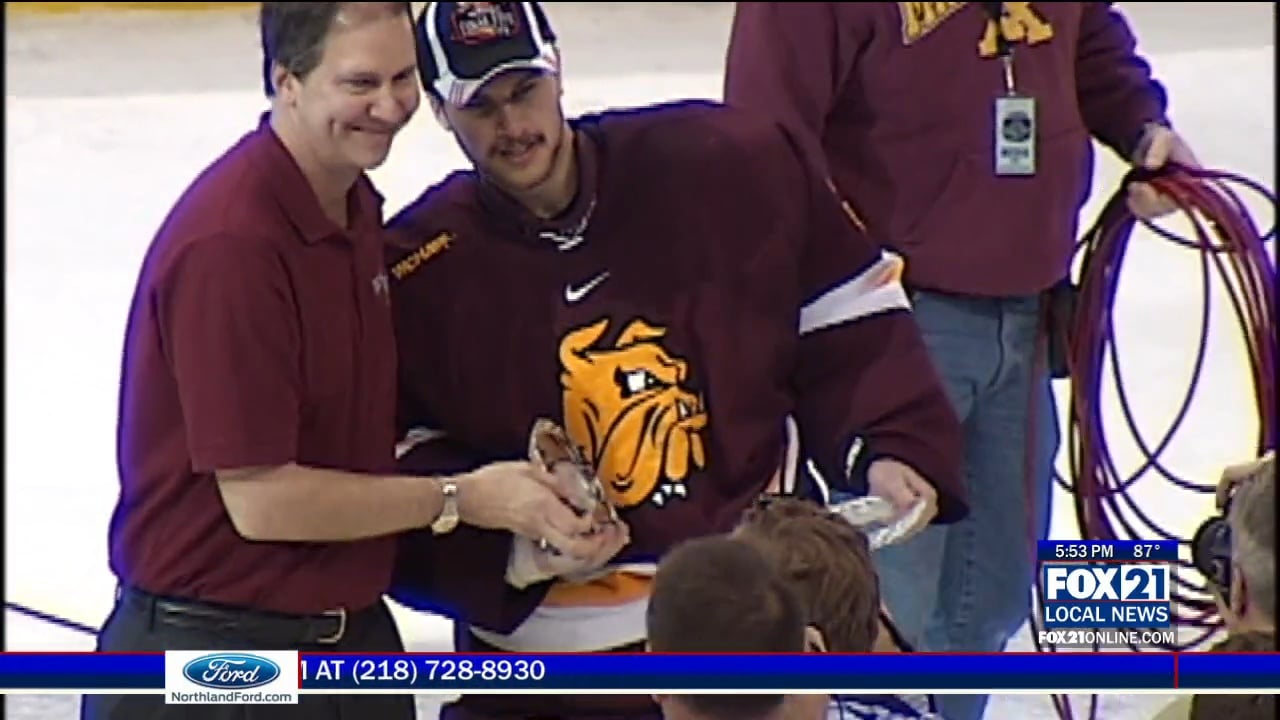 Former UMD Goaltender Alex Stalock Joins Ducks On One-Year Contract ...