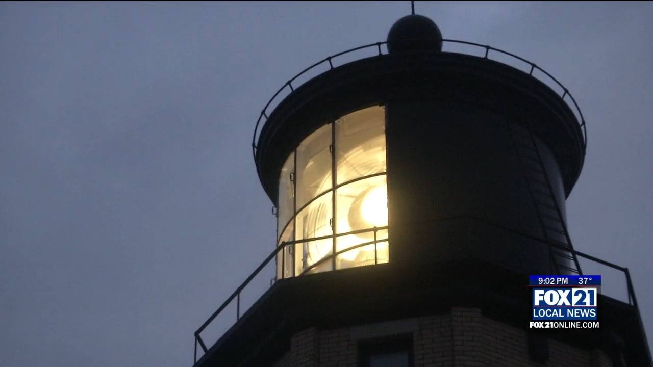 Spilt Rock Lighthouse Remembers Sinking of the Edmund Fitzgerald ...