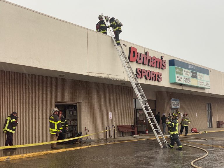 Fire Breaks Out At Uptown Mall In Virginia - Fox21Online