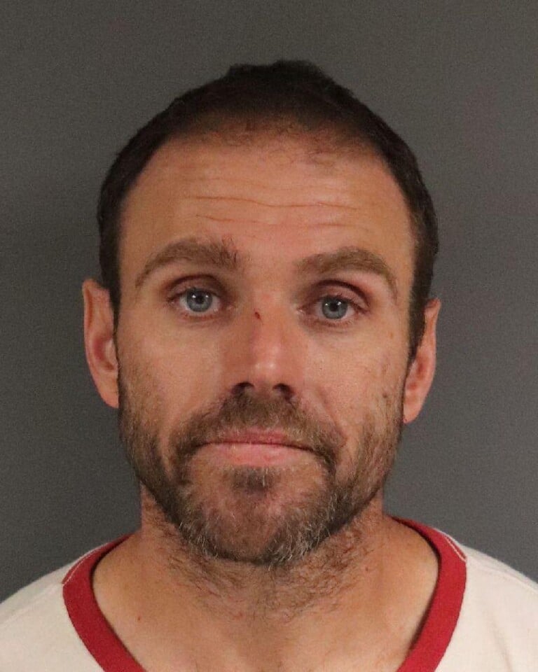 Man taunts Troopers after 100-mile-per-hour chase, later leaving note ...