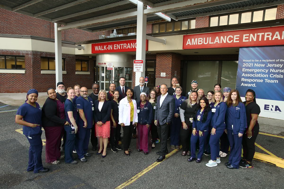 Emergency Department Earns Excellence Award - Health & Life Magazine