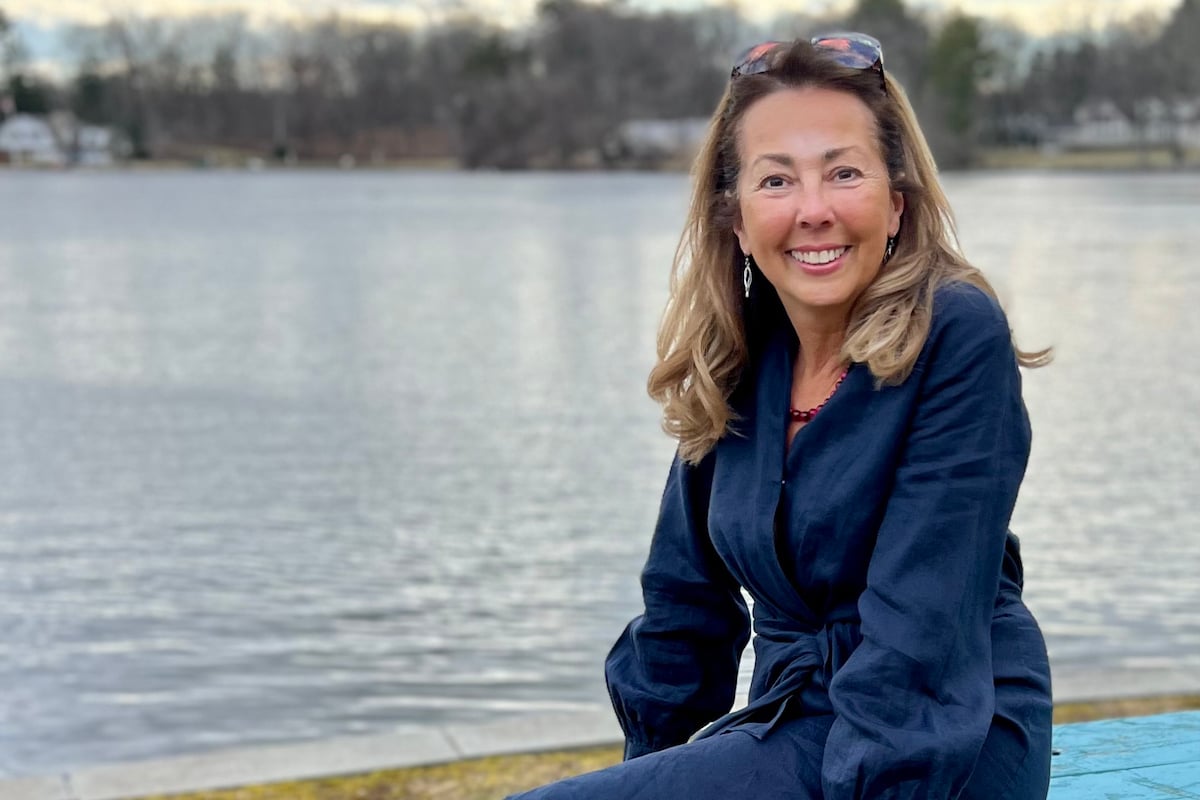 Theresa “Terry” Meese, Sales Associate