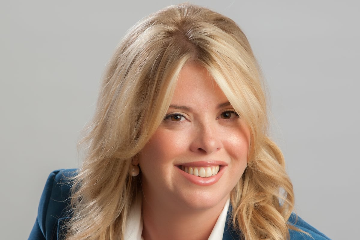 Dana Yehuda, Real Estate Associate