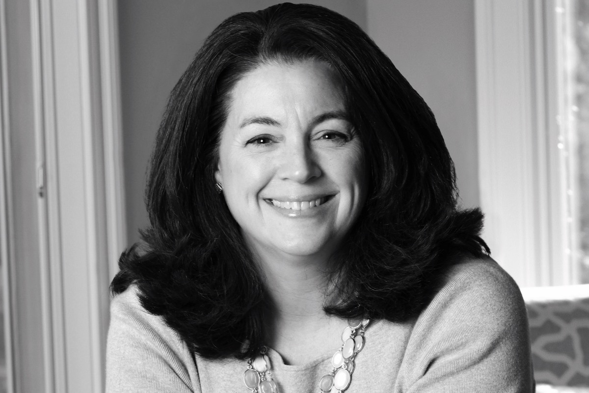 The Face of Traditional and Alternative Approaches to Gynecological Care