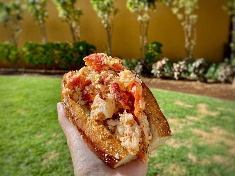 Frolic Hawai'i - Honolulu Magazine