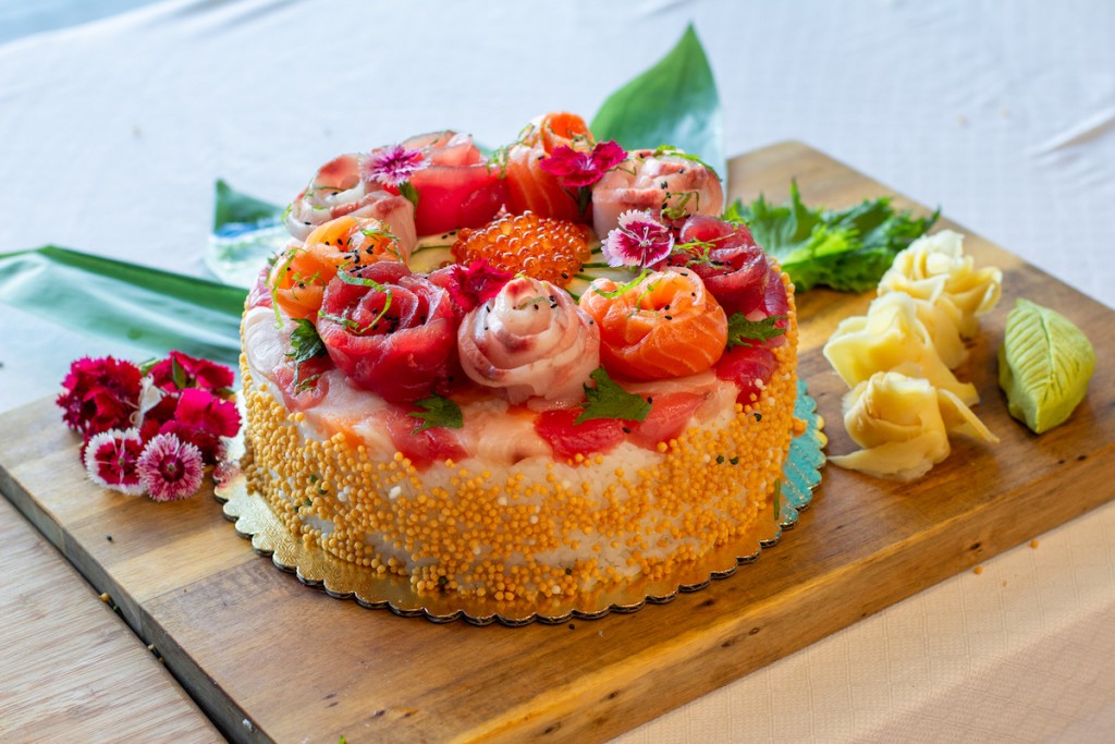 See How a Poke Shop Creates a Sushi Cake in 11 Gorgeous Photos