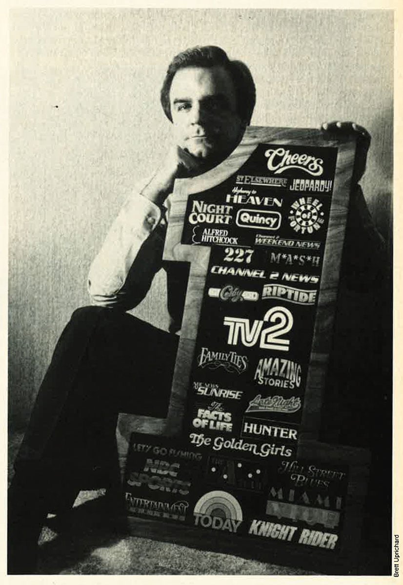 News Anchor Joe Moore is a Hit with HONOLULU Readers