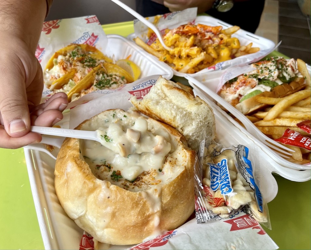 Wicked Maine Lobster Brings a California Twist to Waikīkī