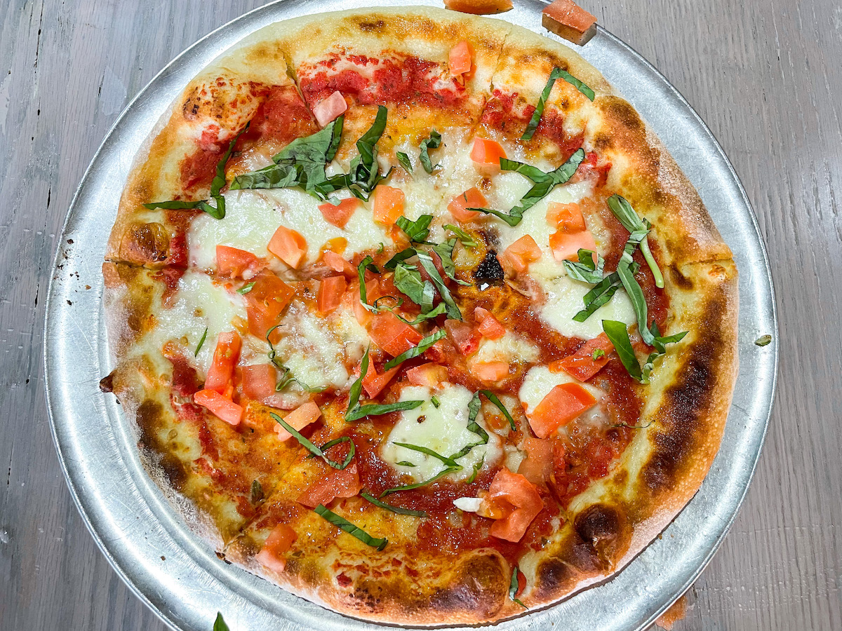 Take This Personality Quiz: Which 10 Dollar Pizza at Moku Kitchen Is You?