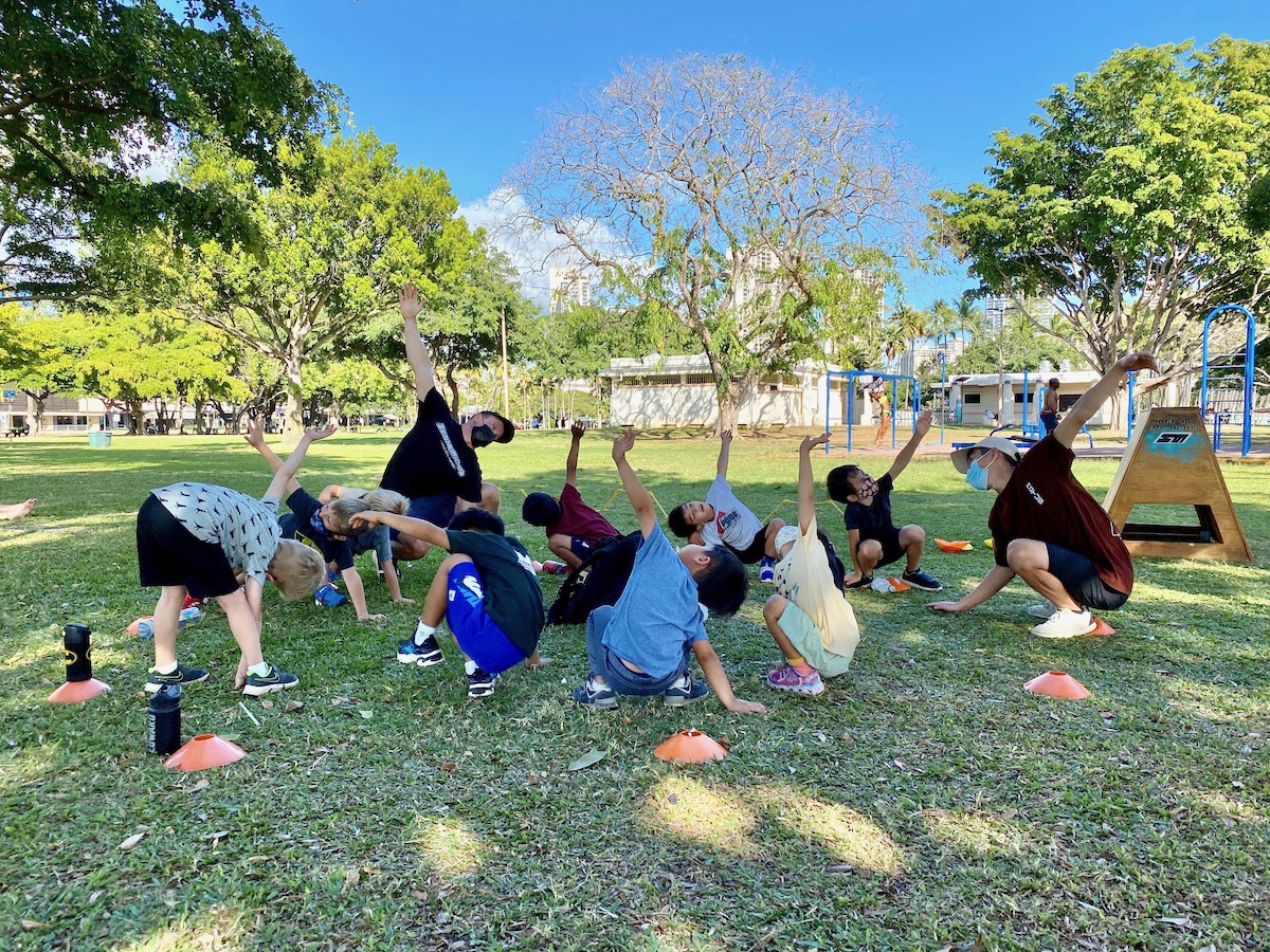 We Tried It: A 60-Minute Outdoor Group Parkour Class Tailored for Kids