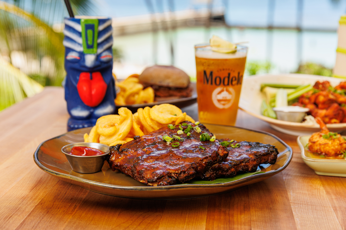 For American-Fusion Fare That’s Done Right, Head to Tiki’s Grill and Bar
