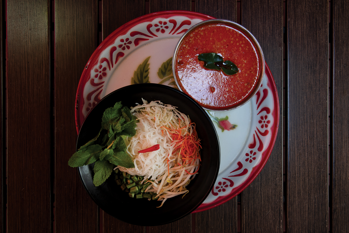 Hale ‘Aina Award Winner: The Mother-Daughter Duo Behind Olay’s Thai-Lao ...