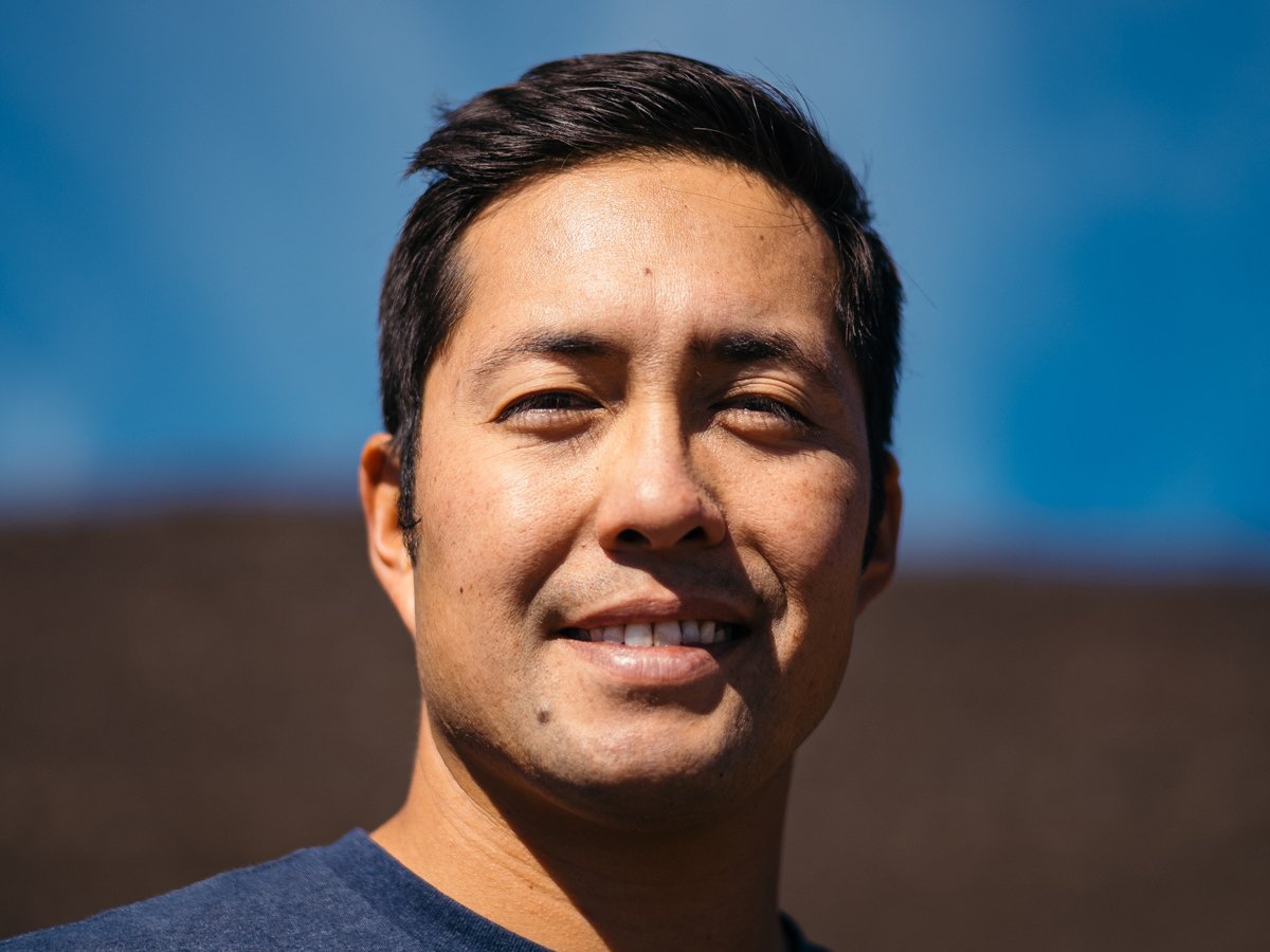 The Hiker: Travis Morrin - Honolulu Magazine